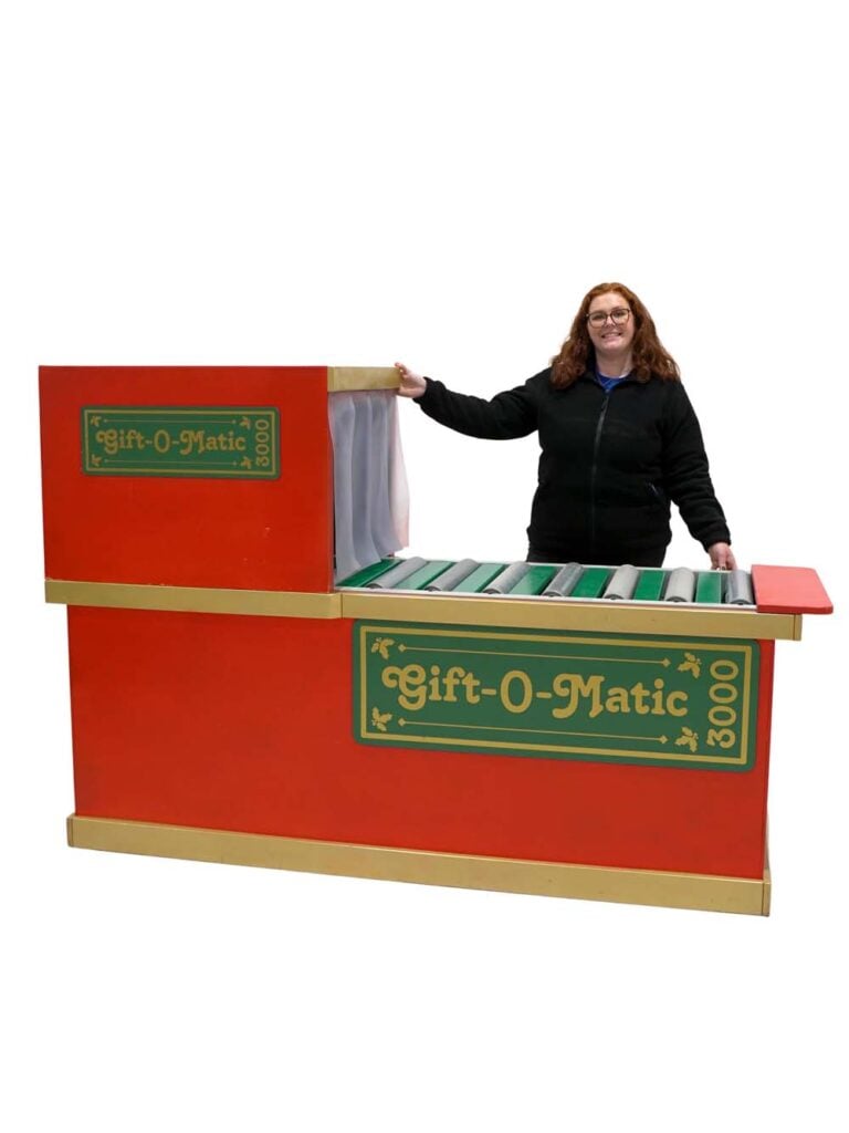 Traditional Christmas Presents - Set of 8 | EPH Creative - Event Prop Hire