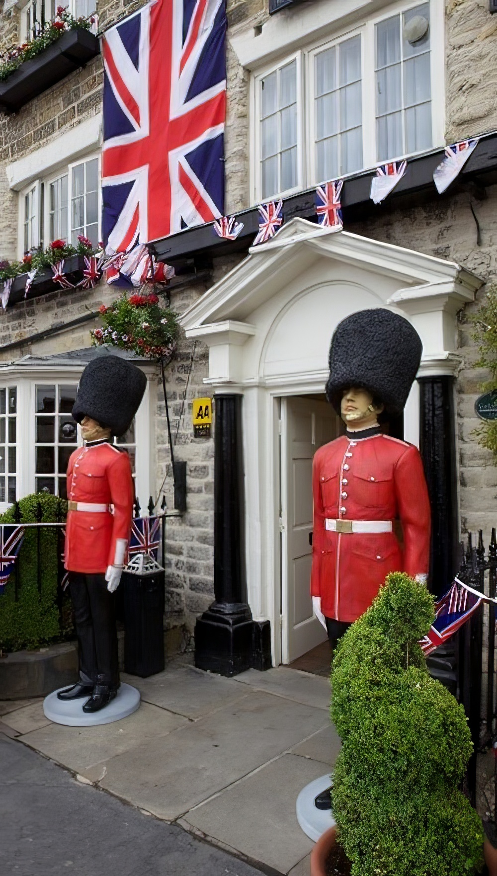 British King's Guard | EPH Creative - Event Prop Hire