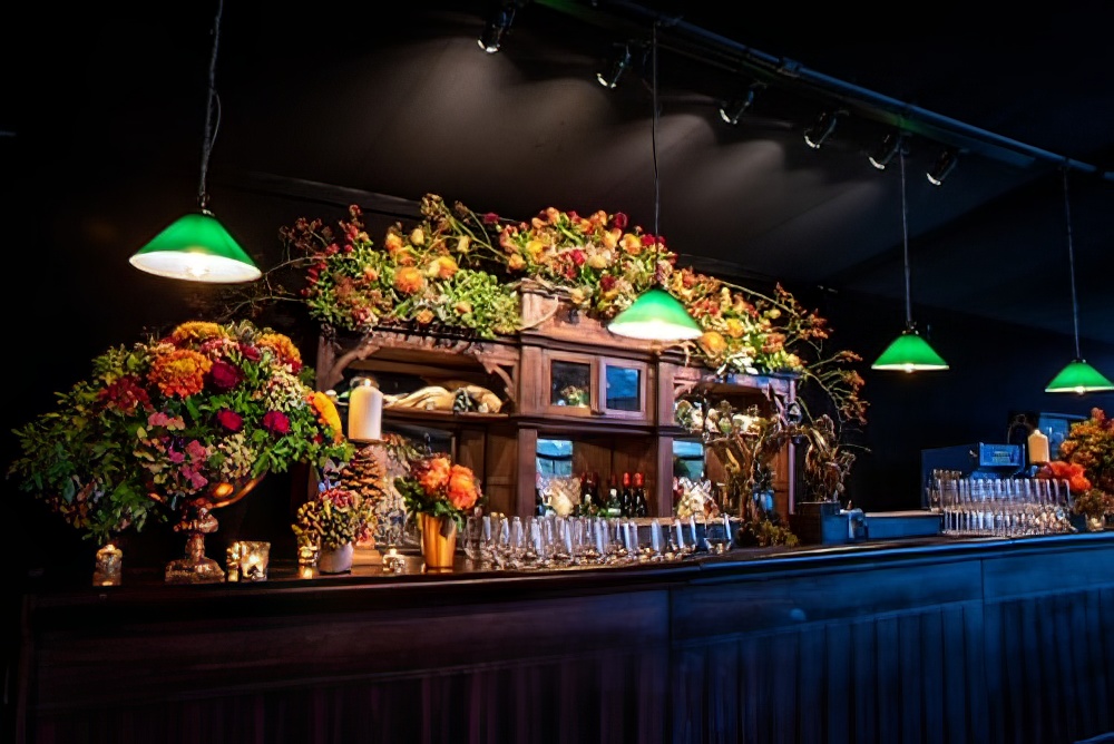 Classic Wooden Bar | EPH Creative - Event Prop Hire