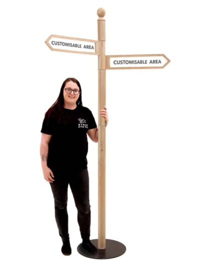 Whitewashed Multi-Directional Sign Post - x6 Rotating Signs | EPH ...