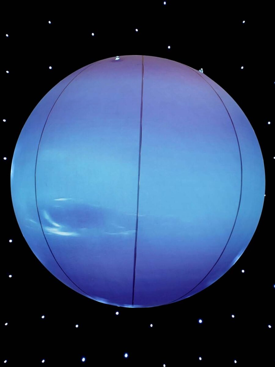 Giant Inflatable Planet - Neptune - (Mains Powered) | EPH Creative ...