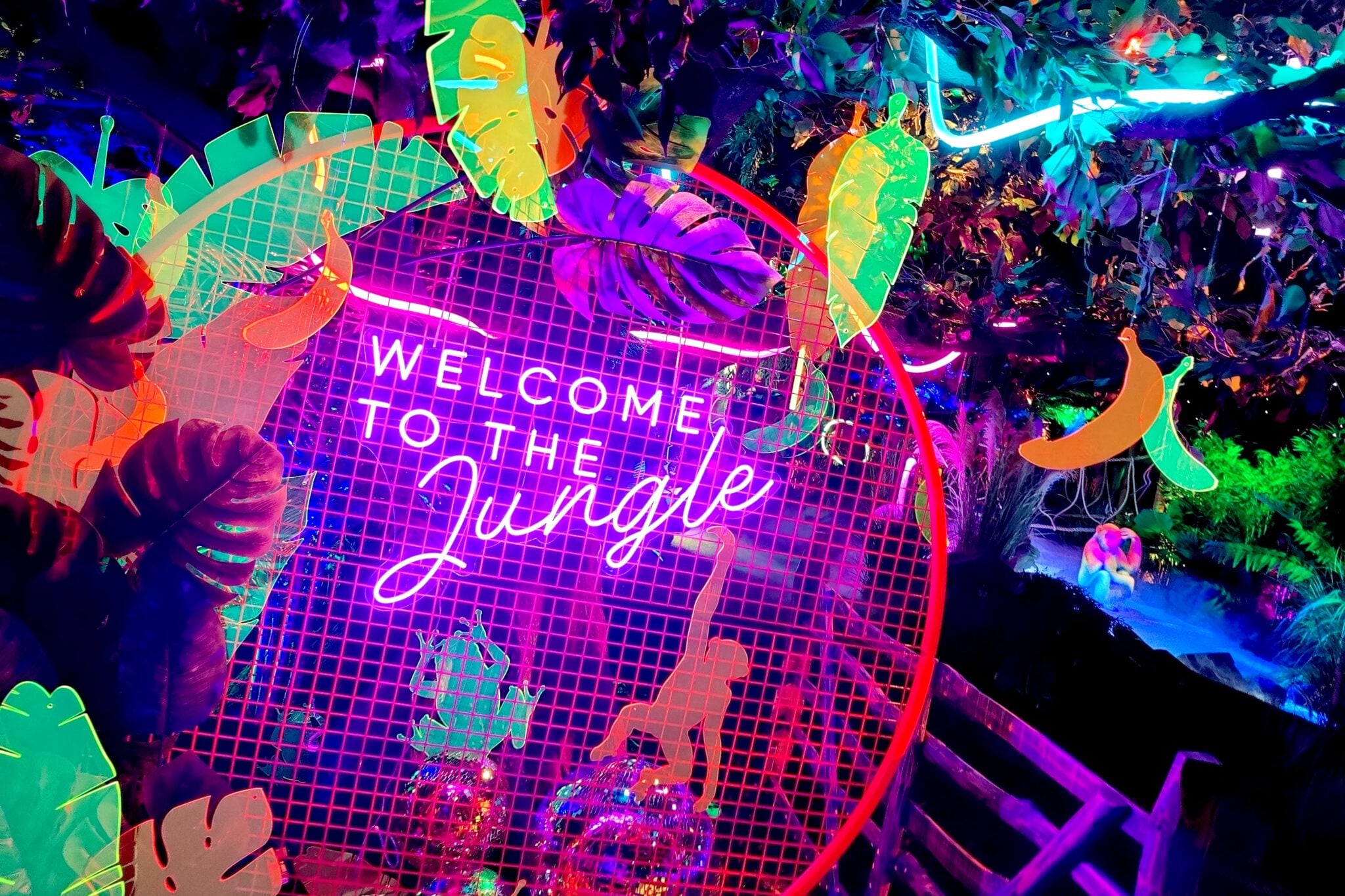 Summer Theme Props and Decor Hire – Summer Event Ideas